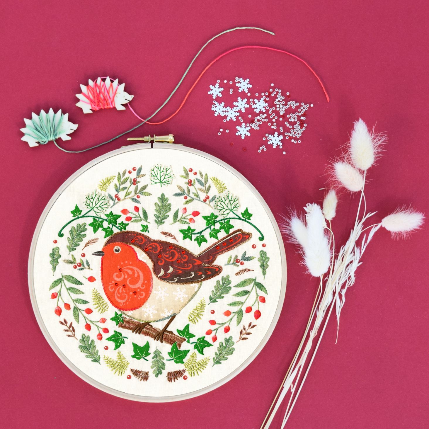 Folk Art Embroidery - Folk Robin | Bothy Threads